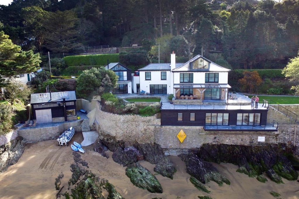 Michel Knowles Bio – Salcombe Yawl Owners’ Association